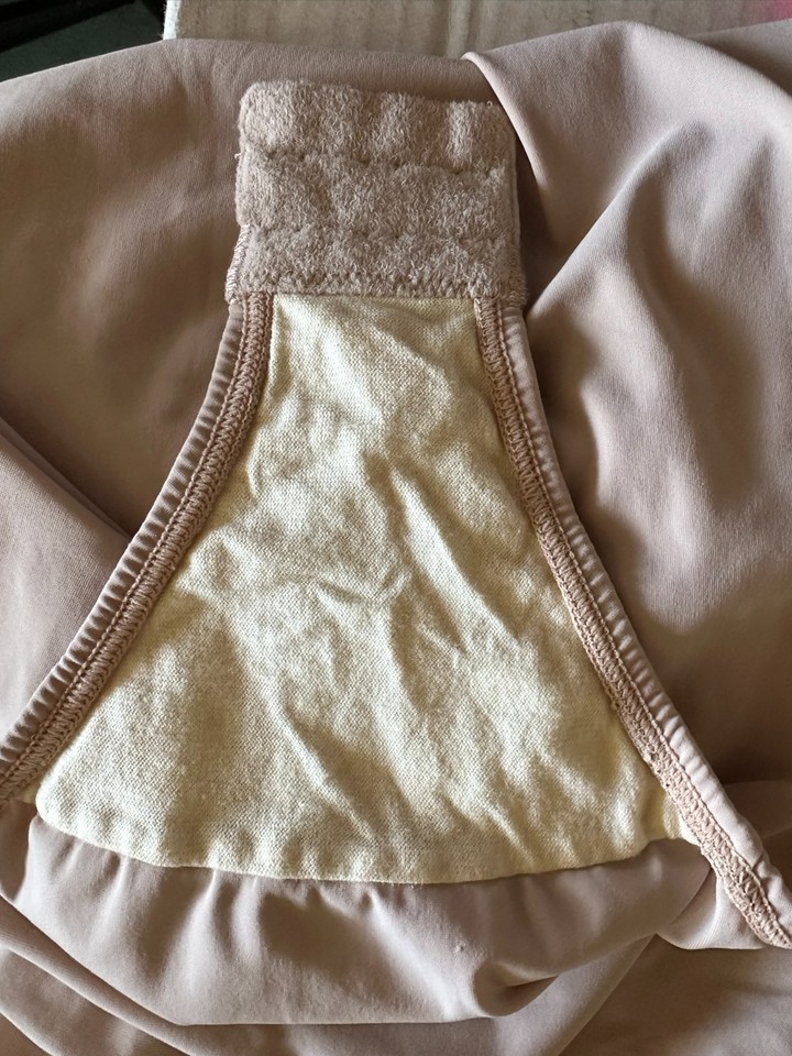 WACOAL Size 34B Beige Body Shaper Bodysuit Underwire Adjustable Straps ...