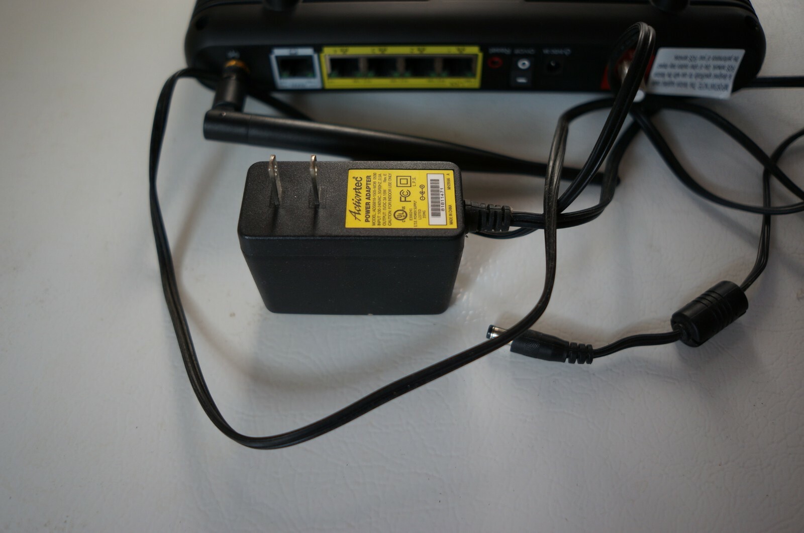 Verizon Actiontec Wireless WiFi and Cable Router Modem MI424-WR Rev. D ...