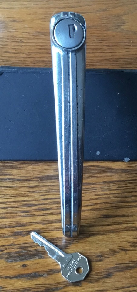 1939~1946 GMC Chevrolet DOOR HANDLE w/KEY vtg 1930s 1940s GM pickup ...