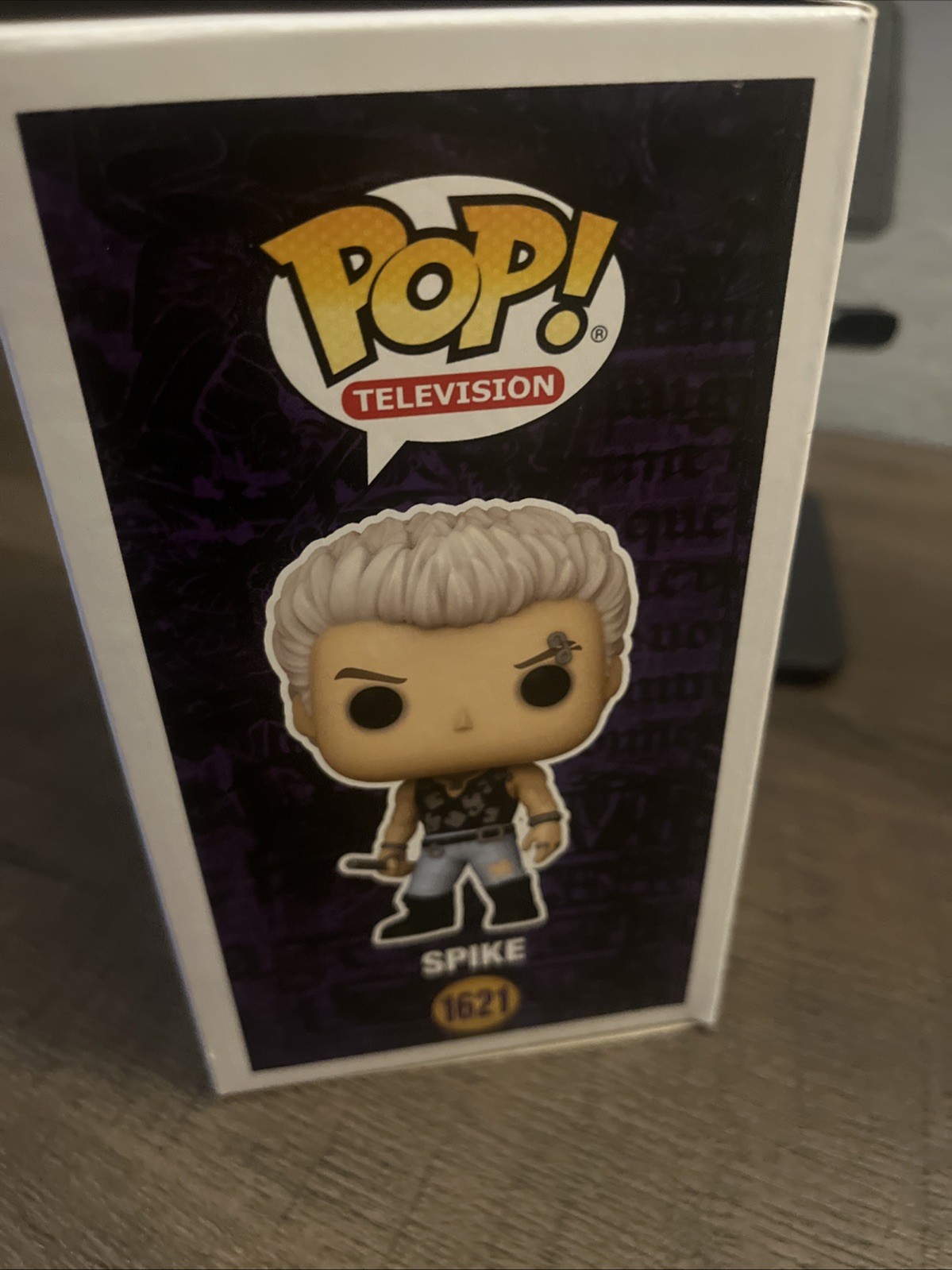 Funko Pop! Buffy the Vampire Slayer #1621 SPIKE (Punk)A Barnes & Noble ...