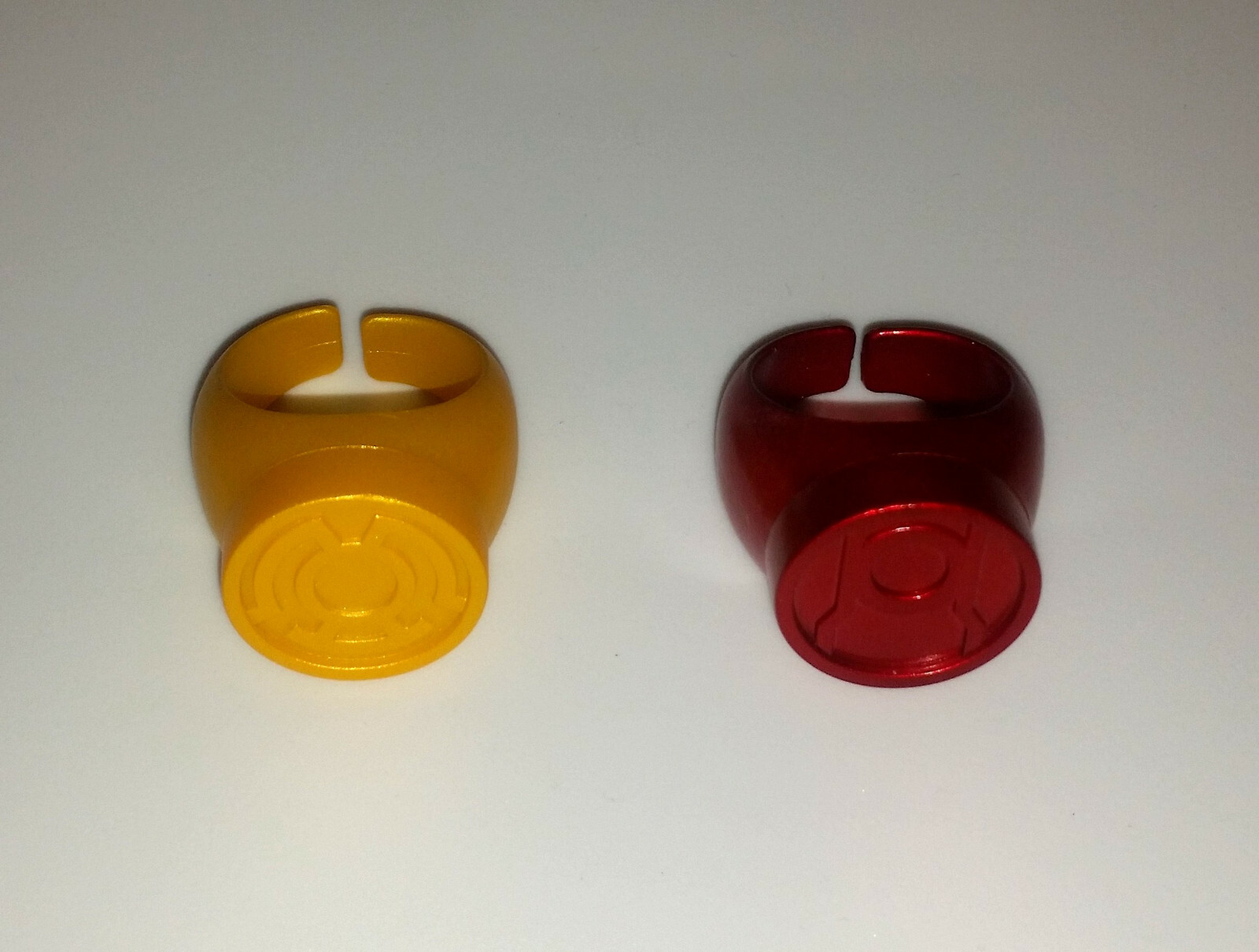 2 Green Lantern promo rings - Sinestro's ring and Red Lantern Atrocitus ...