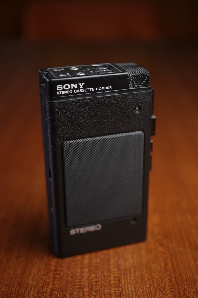 Sony TCS-300 - first portable sony stereo cassette recorder / walkman ...