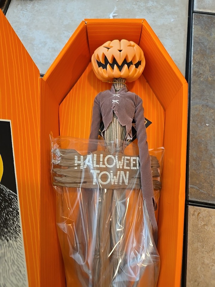 1998 JAPAN NIGHTMARE BEFORE CHRISTMAS 16” PUMPKIN KING JACK COFFIN (NEW ...