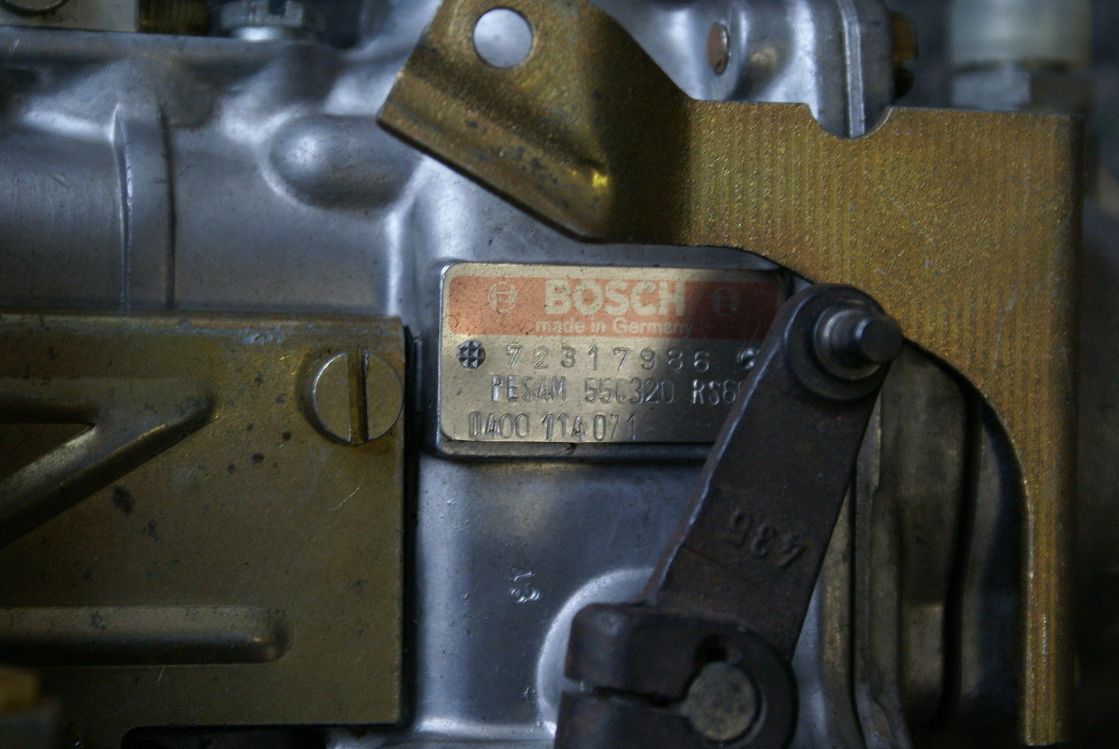 NEU NOS Mercedes 240D 240TD W123 OM616 BOSCH Einspritzpumpe Injection ...