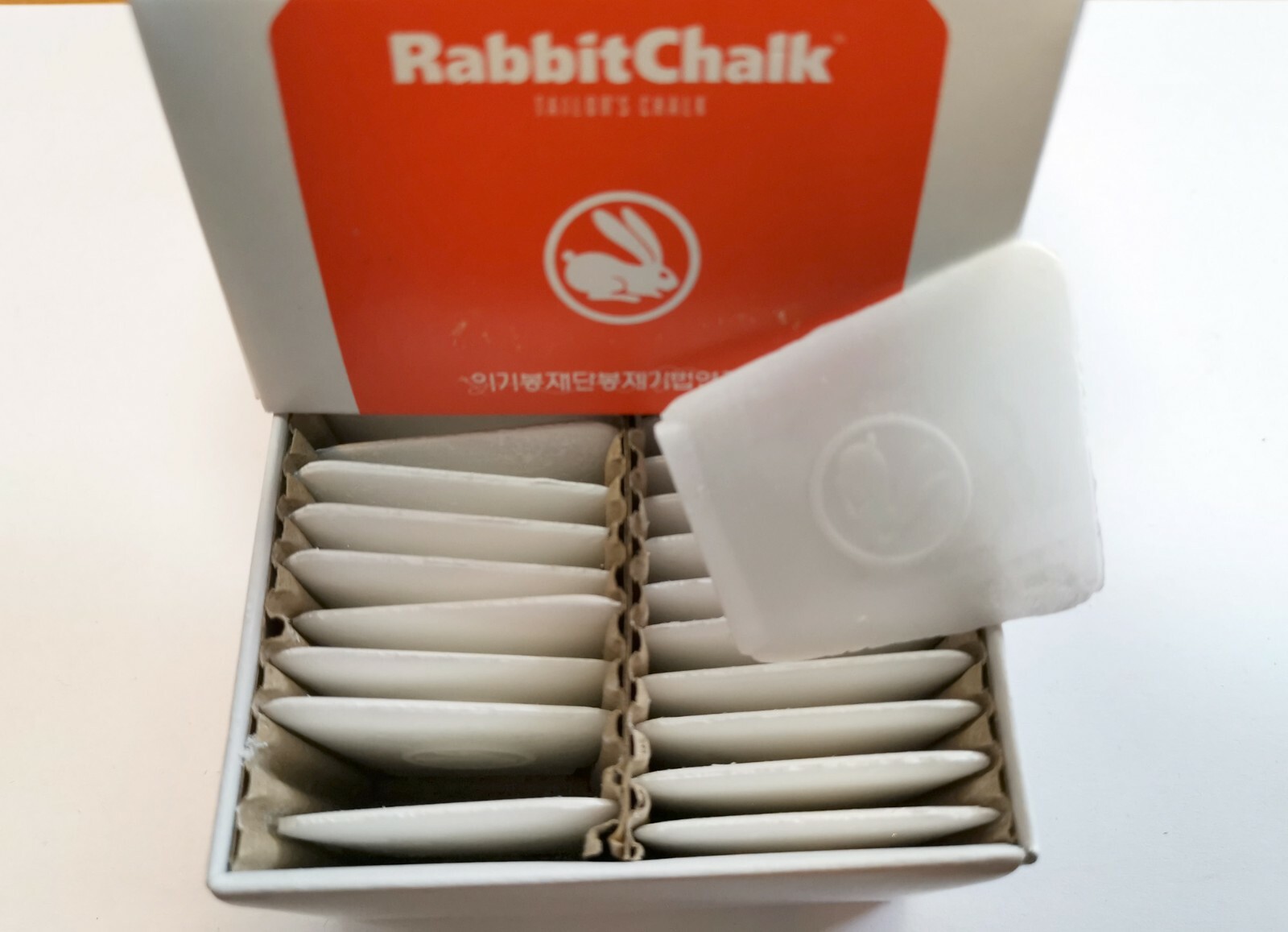 Rabbit Premium Vaporizable Disappearing Tailor's Chalk | eBay