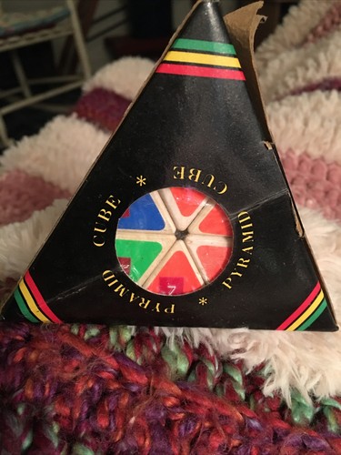 NIB Vtg 1981 Pyramid Triangle Cube Puzzle Rubik's Cube type brain game ...