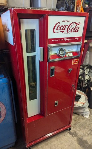 Cavalier CS 64 Coke Coca Cola Soda Machine Vintage Working ICE COLD ...