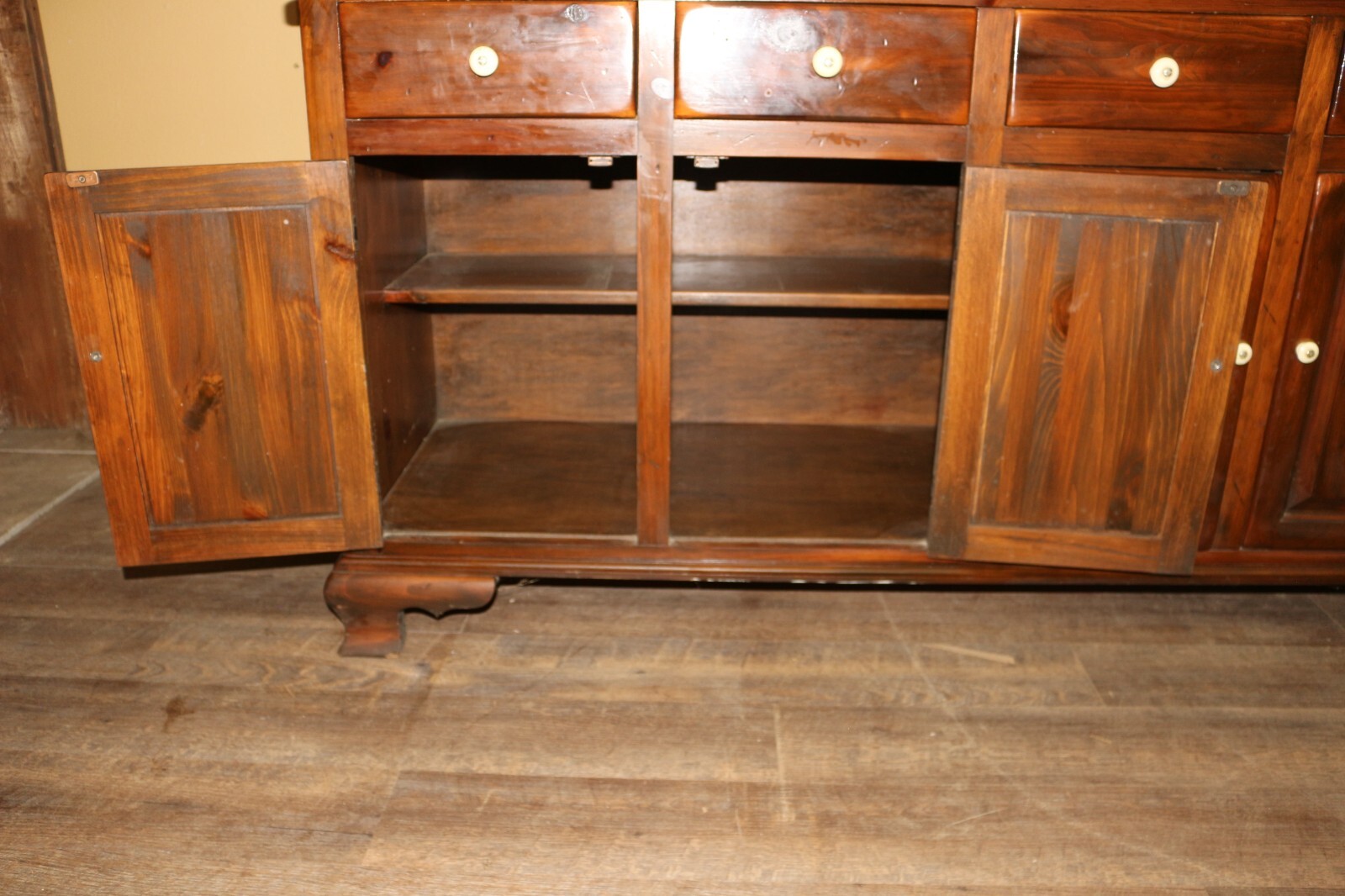 Vintage Ethan Allen Antiqued Old Tavern Pine China Hutch Cabinet ...