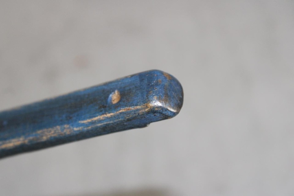 A VERY RARE 18TH C HAND-CARVED MAPLE SPOON OR DIPPER IN LATER OLD BLUE ...
