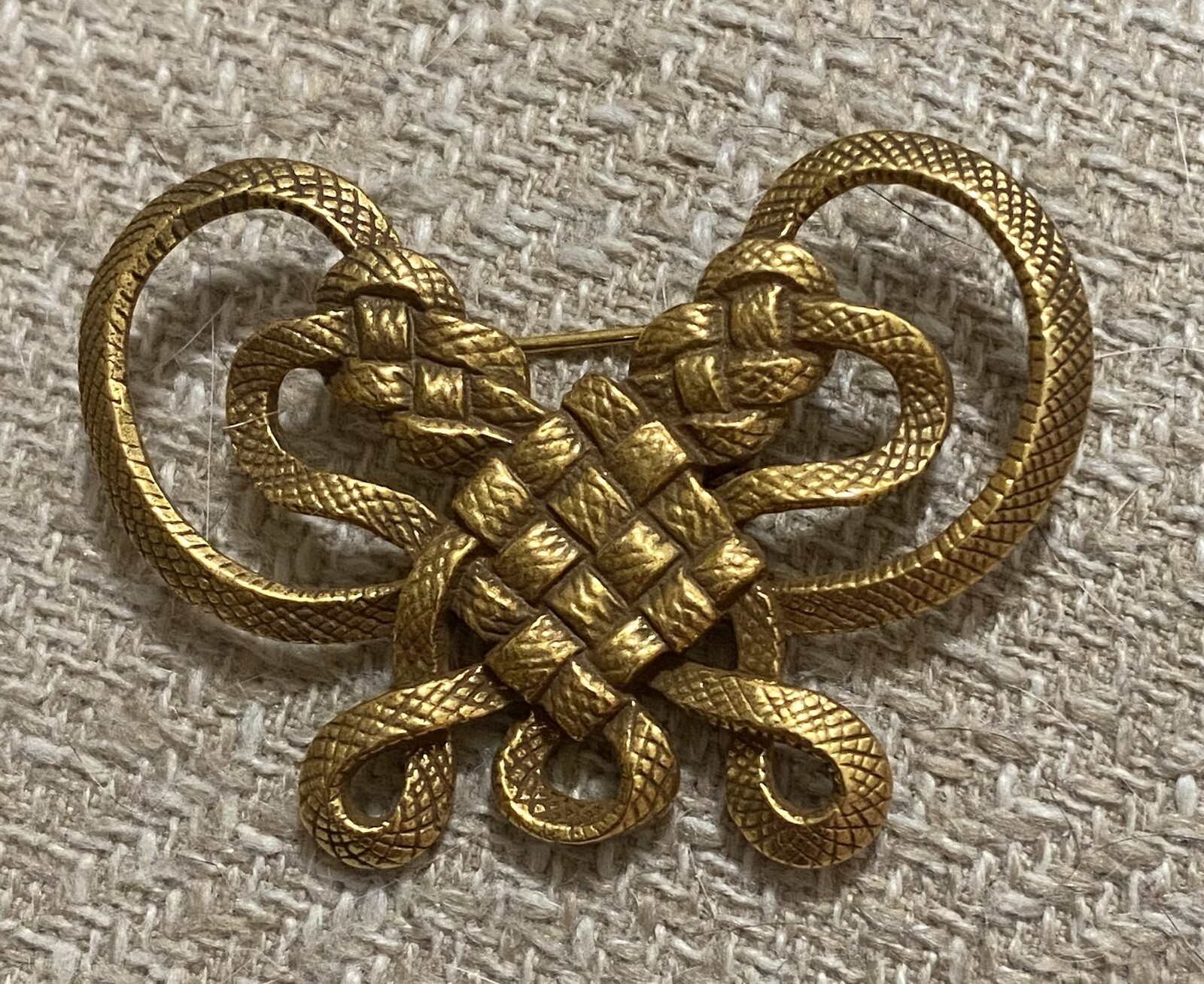 Vintage 1982 Metropolitan Museum Of Art MMA Braided Bow Gold Tone MMA ...