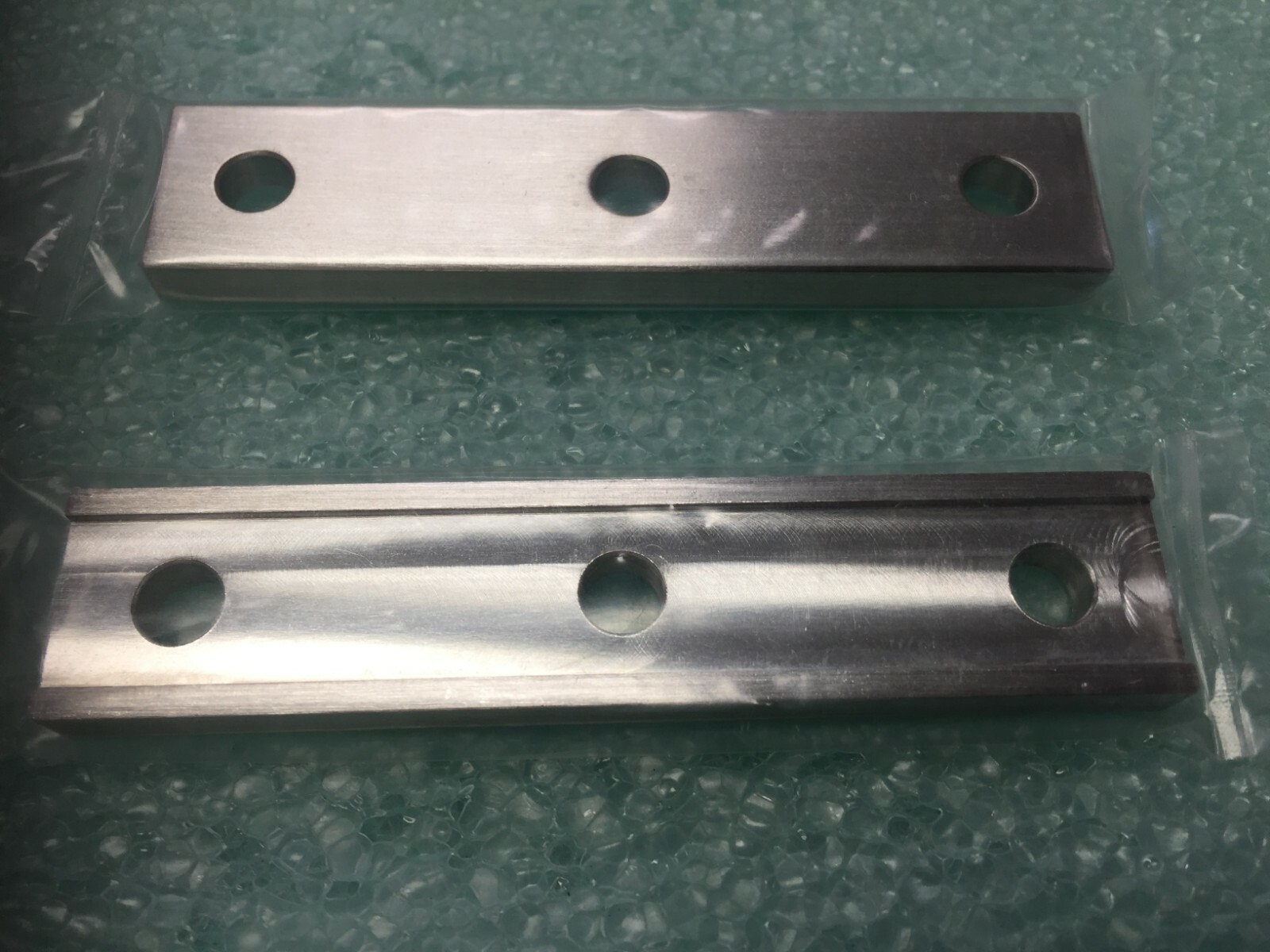 15-258837-00 CLAMP, RF STRAP, 3 HOLE, ALUMINUM, lot of 10 | eBay