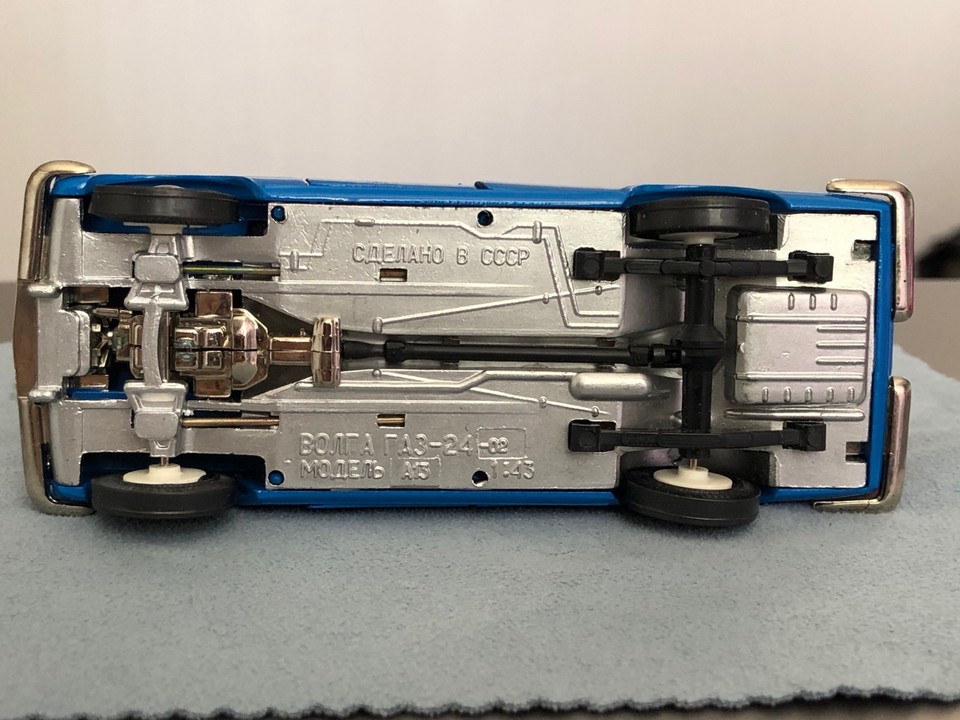 1982 Russian Soviet USSR Car Model 1:43 Volga Gaz 2402 A13 Blue ...