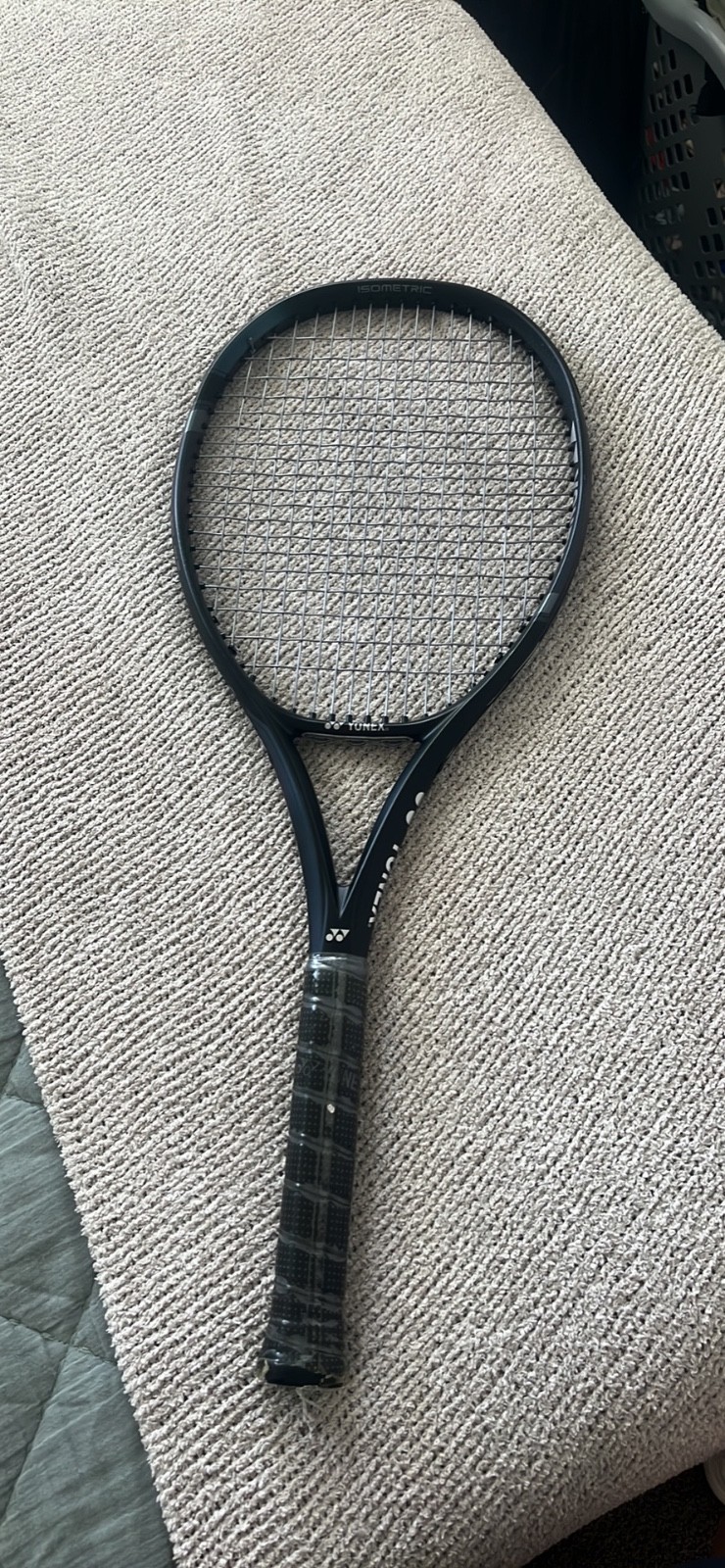 yonex ezone 100 midnight black edition. Grip size is 1/4 and weight is 300g | eBay