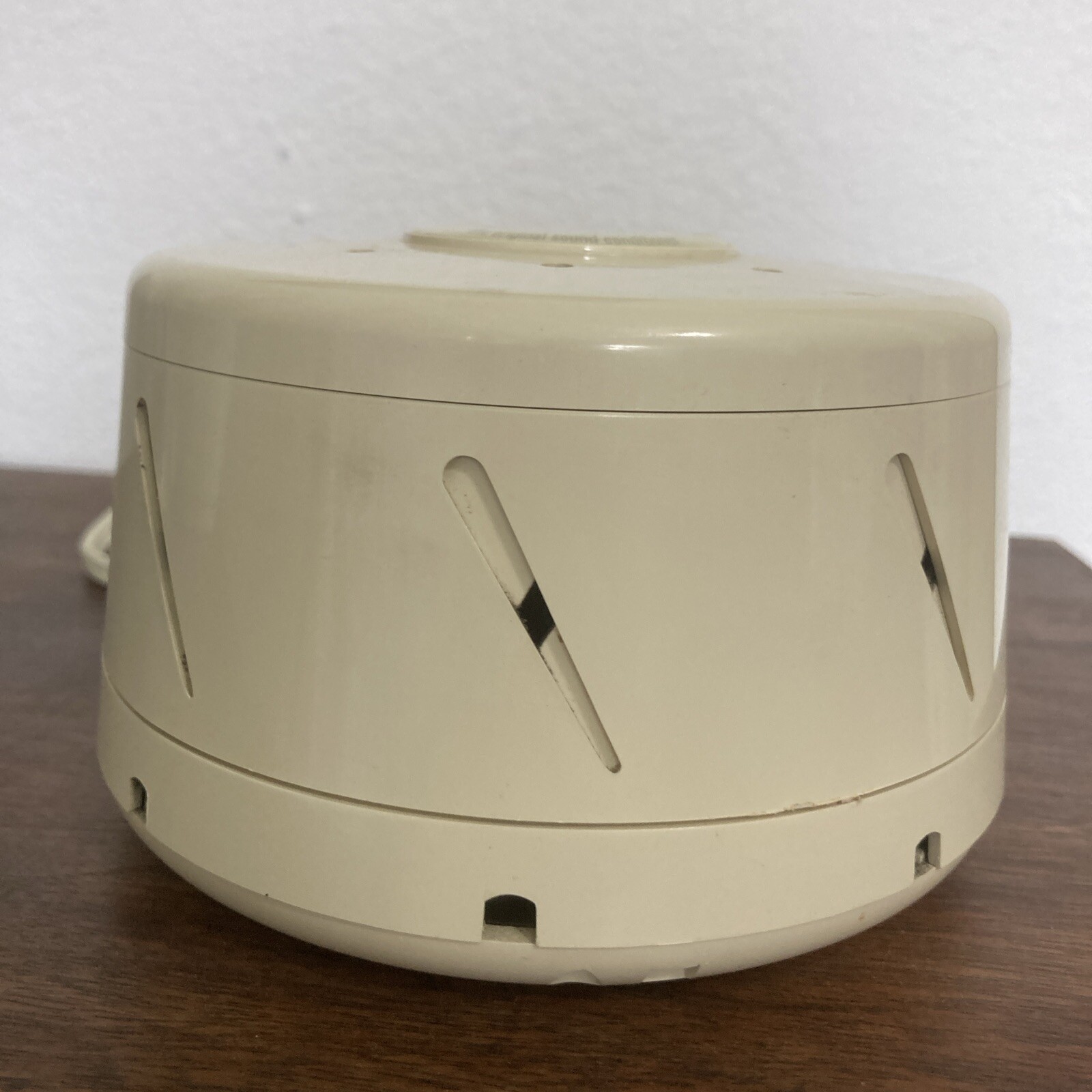 DOHM Serious Sleep Specialist Noise Sound Therapy Machine ~ Beige Model ...