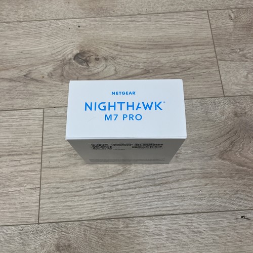 NETGEAR Nighthawk M7 Pro MR7400 AT&T 5G Wi-Fi 7 Mobile Hotspot Router ...