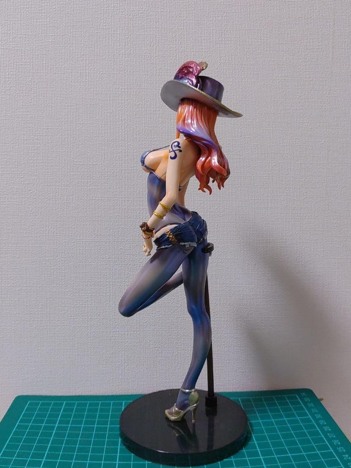 Nami Flag Diamond Ship One Piece Figure Repainted with Minor Flaws | eBay