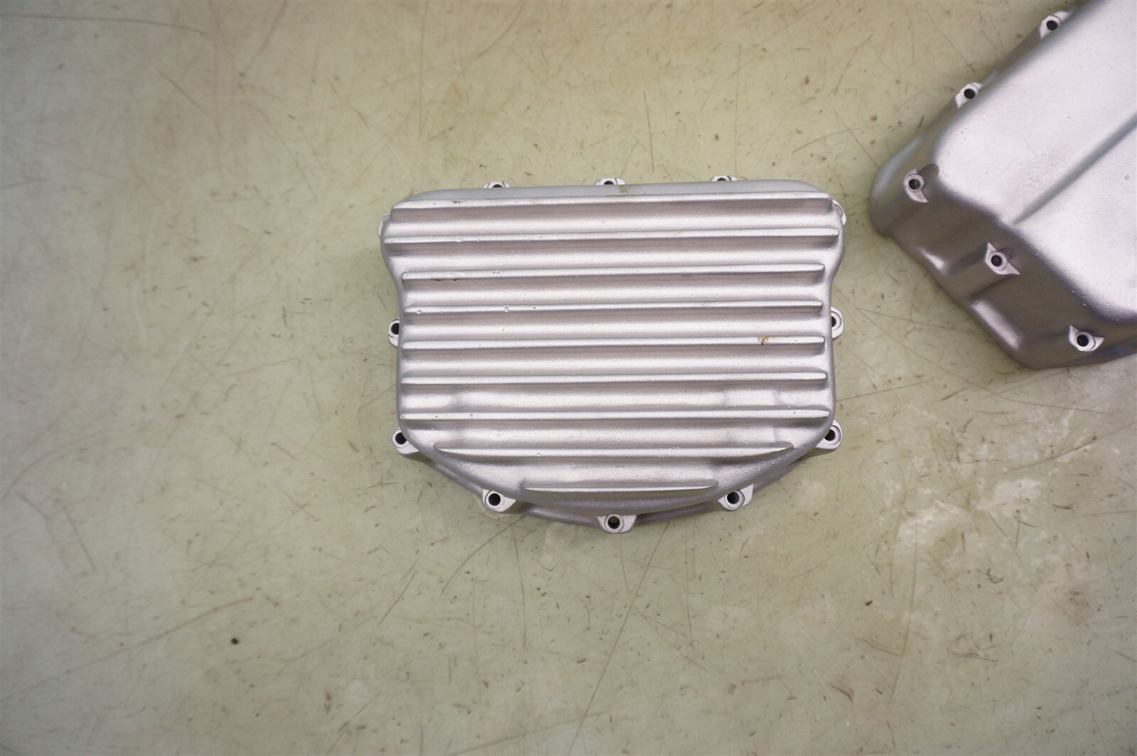 Harley 1948-1965 PANHEAD CUSTOM CYCLE ENGINEERING FINNED VALVE Cover ...