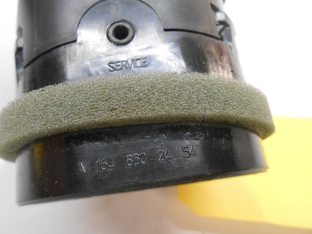 MERCEDES Right Side Dash Air Vent Black Blade 1648302454 Sd0022 for ...