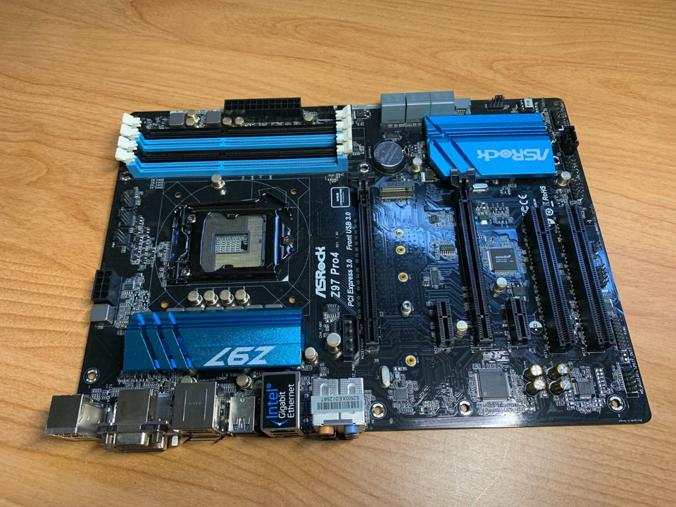 ASRock Z97 Pro4 LGA 1150 Intel Z97 Motherboard w Sata Cable, IO Shield ...