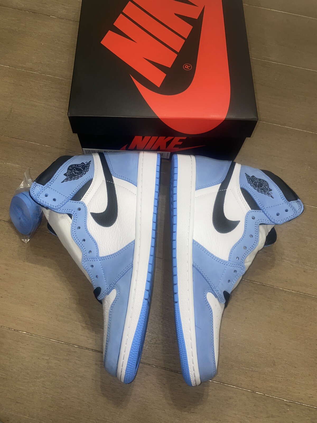 Nike Air Jordan 1 Retro High OG - University Blue UNC Men’s Sz 10.5 | eBay