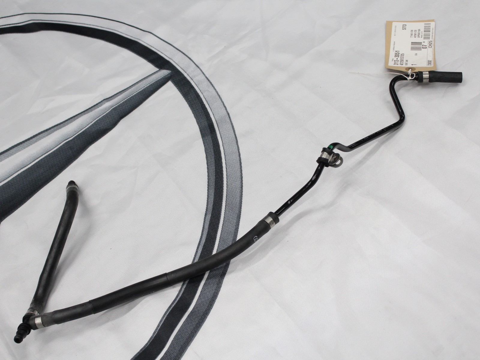 Genuine Mercedes-Benz W212 E-Class W204 C-Class Coolant Tank Pipe ...