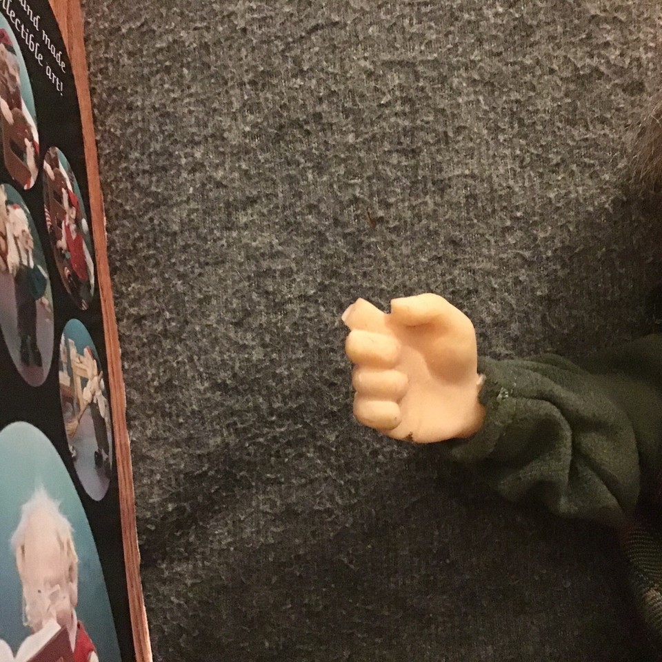 Zim's The Elves Themselves Steven The Elf Christmas Figurine Broken ...