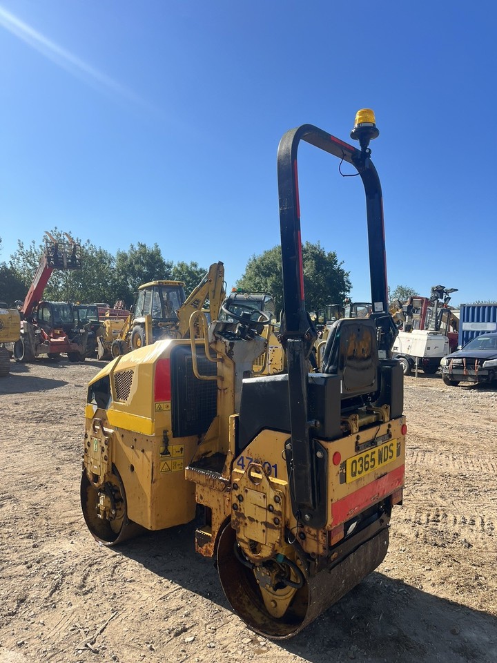 CAT CB14 Vibrating Roller 80 120 £3995 | eBay UK