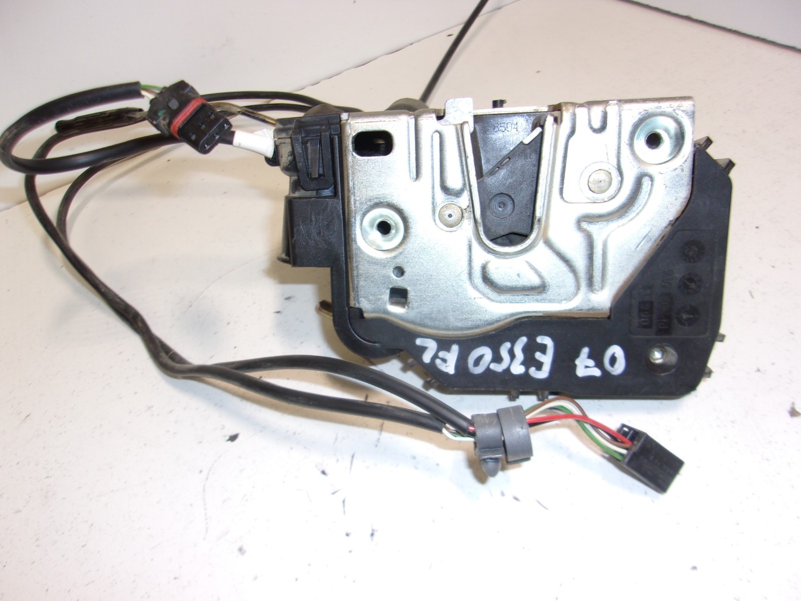 03-09 MERCEDES W211 E350 E500 FRONT LEFT DOOR LOCK ACTUATOR 2117200335 ...