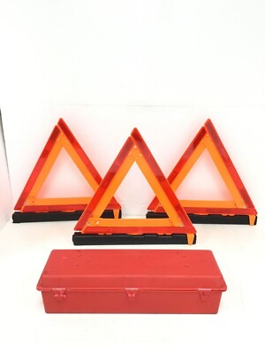 Traffic Control & Road Safety - Triangle Flare Kit