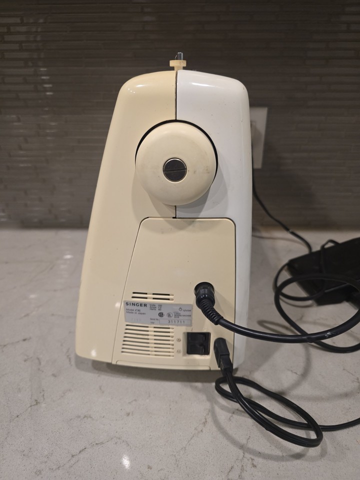 Singer Quantum CXL Model CXL With Foot Pedal. | eBay