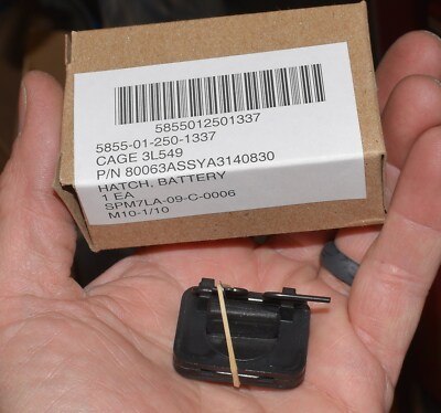 BATTERY COMPARTMENT HATCH COVER A3140830 207973-100 5855-01-250-1337 ...