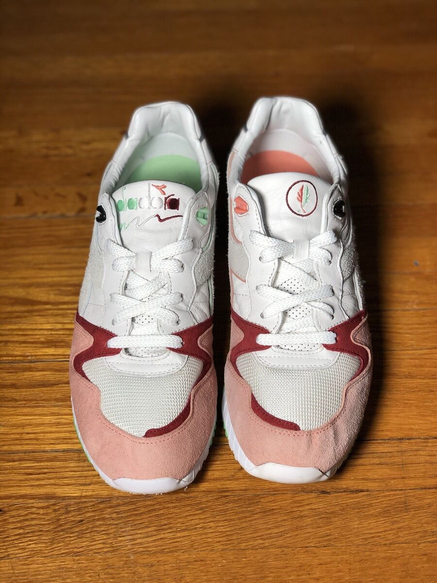 Diadora x AFEW V7000 ' Highly Addictive ' - SPECIAL BOX Diadora x AFEW V7000 ' Highly Addictive ' - SPECIAL BOX