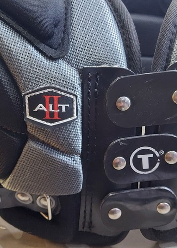 ALT II HEX-TEC OL/DL FOOTBALL SHOULDER PADS BLACK Gray SIZE Youth SM 16 ...