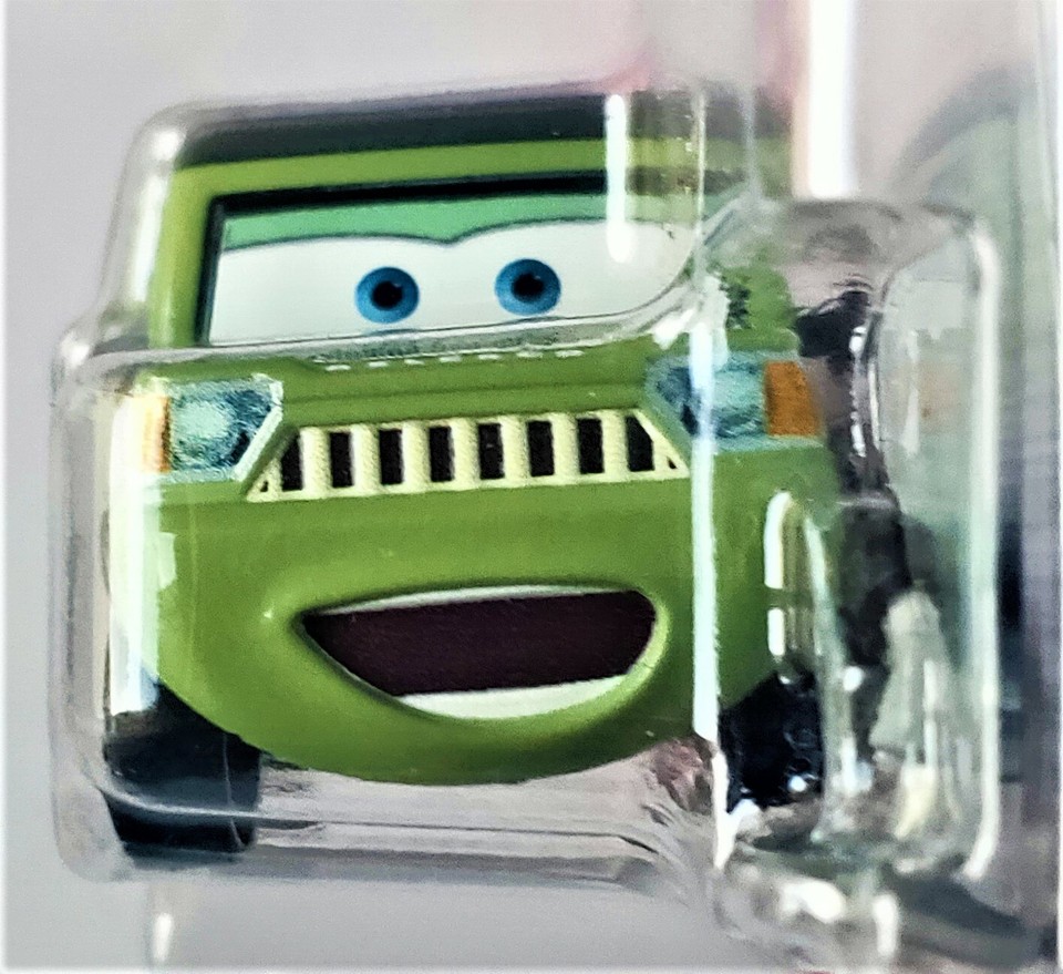 DISNEY PIXAR CARS - SIR MILES AXLEROD WITH MICROPHONE | eBay