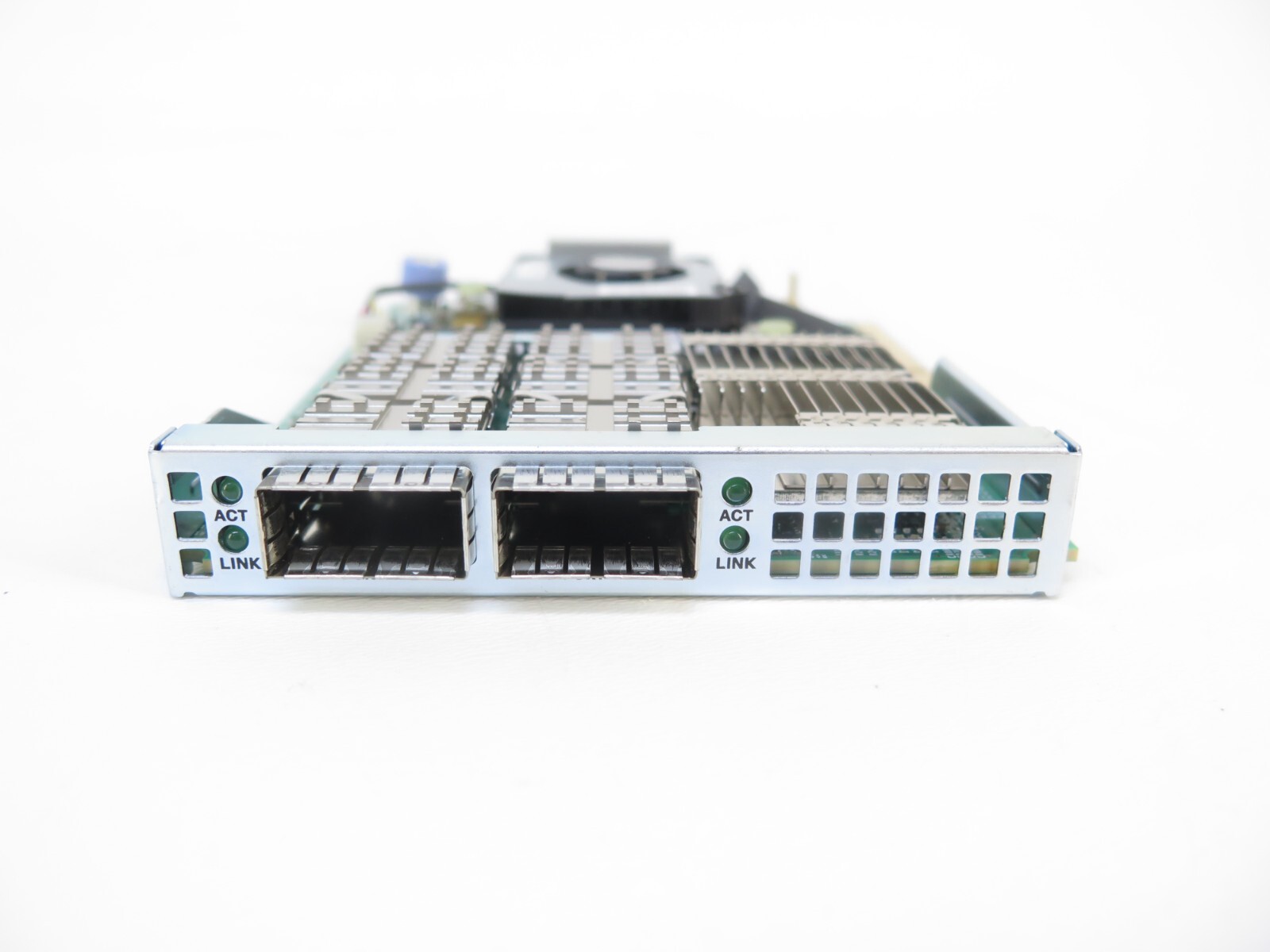 Cisco UCSC-MLOM-C40Q-03 Virtual Interface Card (VIC) 1387 2-Port 40GB ...