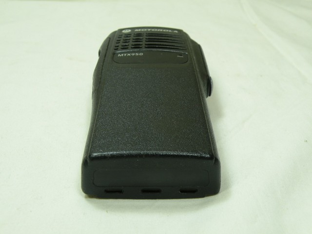Motorola Mtx950 Portable Radios 900 MHz Model AAH25WCC4GB3AN for sale ...