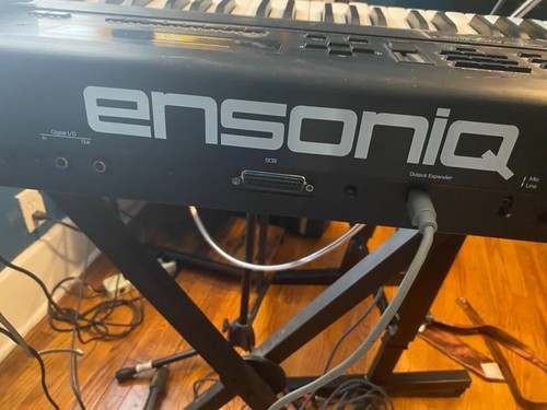 Used Ensoniq ASR 10 W/SCSI .i also have two SD card readers for this ...