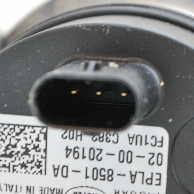 Genuine Land Rover Auxiliary Water Pump 2.0l - LR095160 for sale online ...