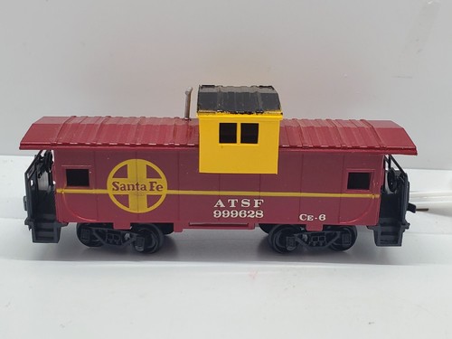 Bachmann HO Scale Santa Fe ATSF Wide Vision Caboose 1057 | eBay