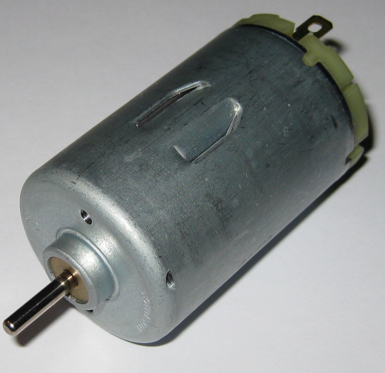 Johnson Electric Dual Shaft DC Motor - 18 VDC - 2700 RPM - 3.17 mm Dia ...
