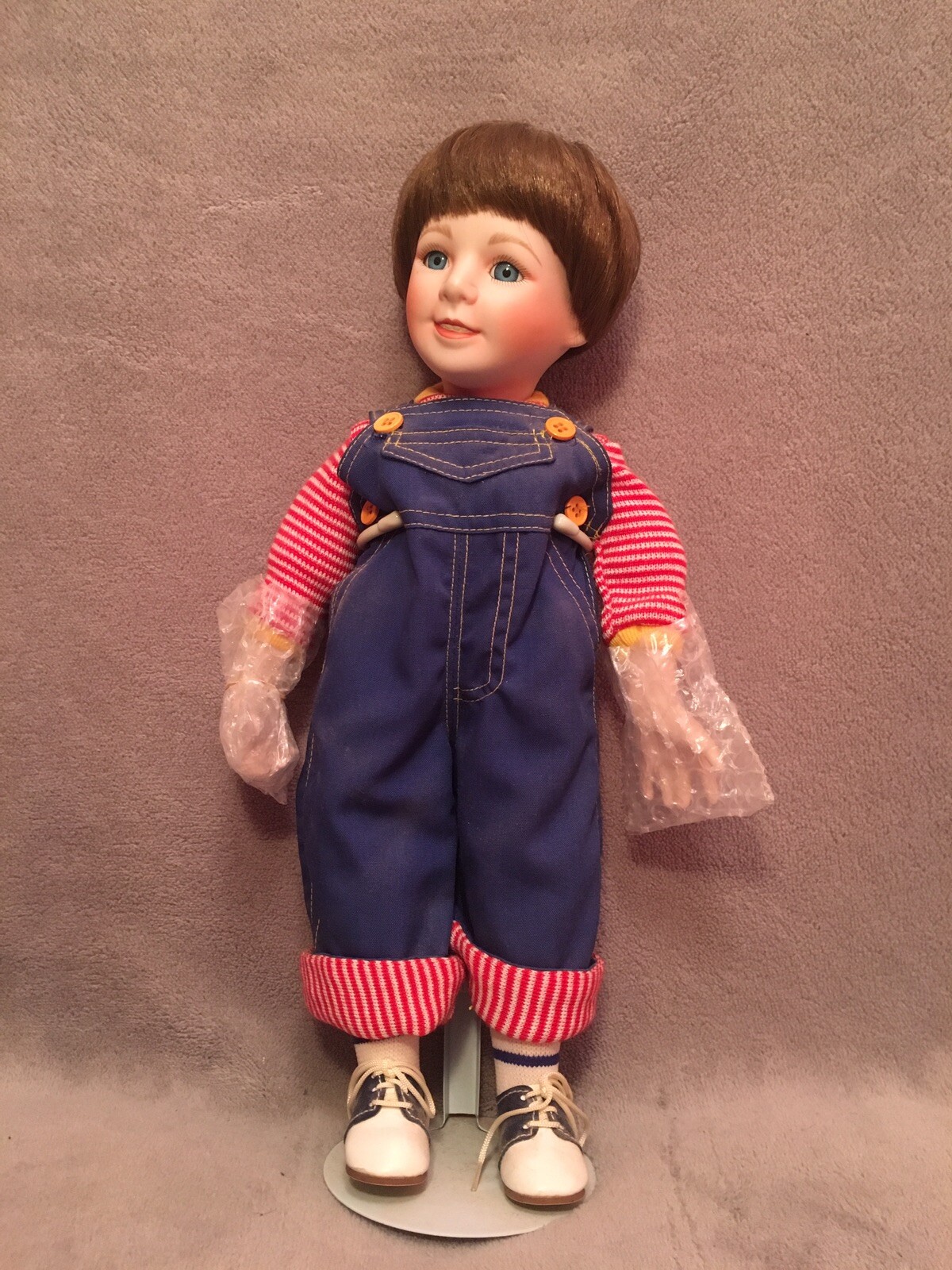 Cindy's Playhouse Freunde, Ryan mit Farbe Dose Porzellan Junge Puppe ...