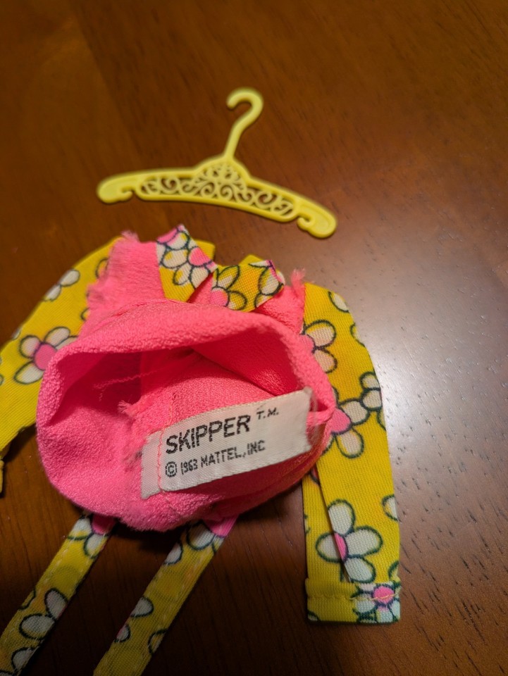 Mattel Vintage Skipper Daisy Crazy Top, Hanger And Shoes 1960's | eBay