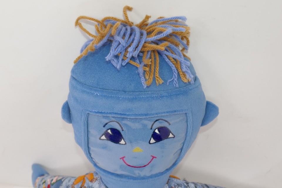 Huggee Miss You Huggs To Go Plush Photo Frame Friends 20" Plush Doll | eBay