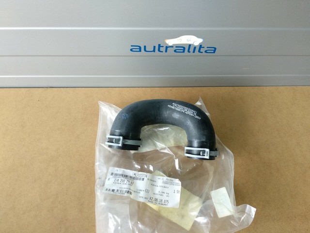 NEW GENUINE OEM MERCEDES BENZ C200 W205 2016 RHD COOLANT HOSE PIPE ...