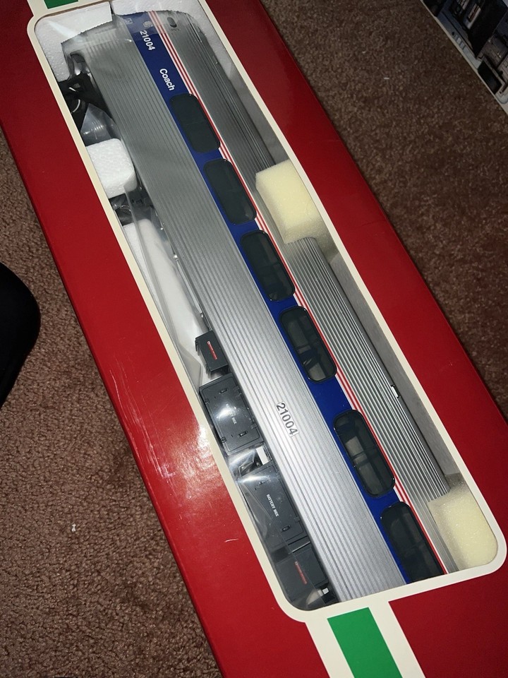 LGB 32220 G Gauge SCALE Amtrak Amfleet Phase IV COACH CAR C8/C9 LN/FN ...