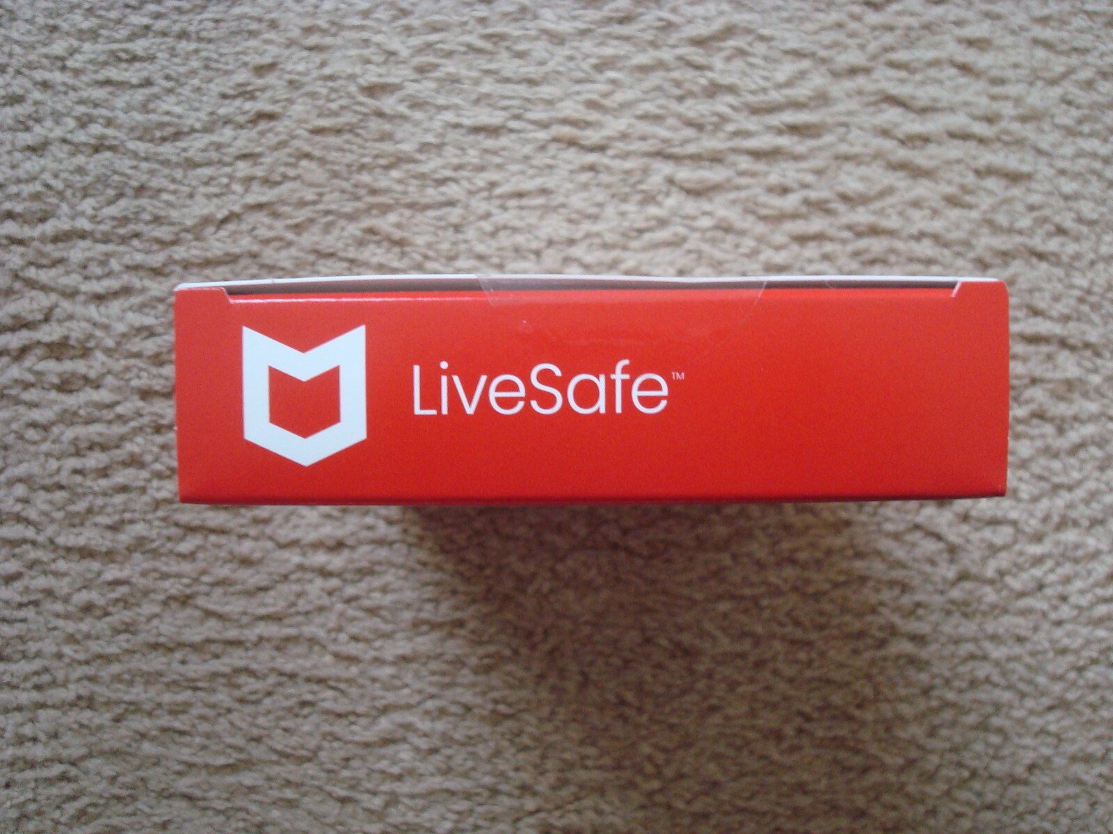 McAfee LiveSafe 2025 Unlimited Devices, Antivirus Internet, 1 Year ...