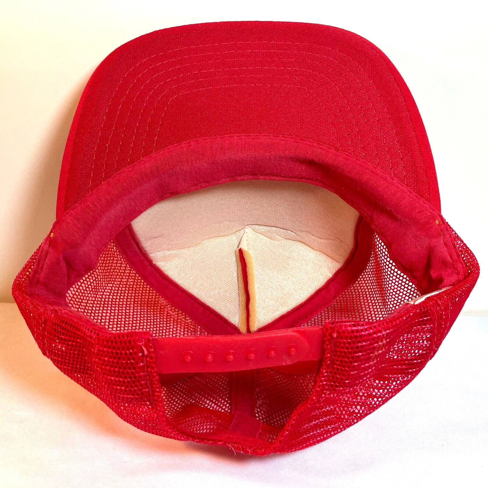 IRONMAN: TRIATHLON WORLD CHAMPIONSHIP CAP- Red - Vint… - Gem