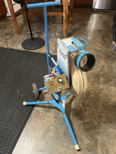 Jugs Jr Softball Pitching Machine Works Great See Video! | eBay