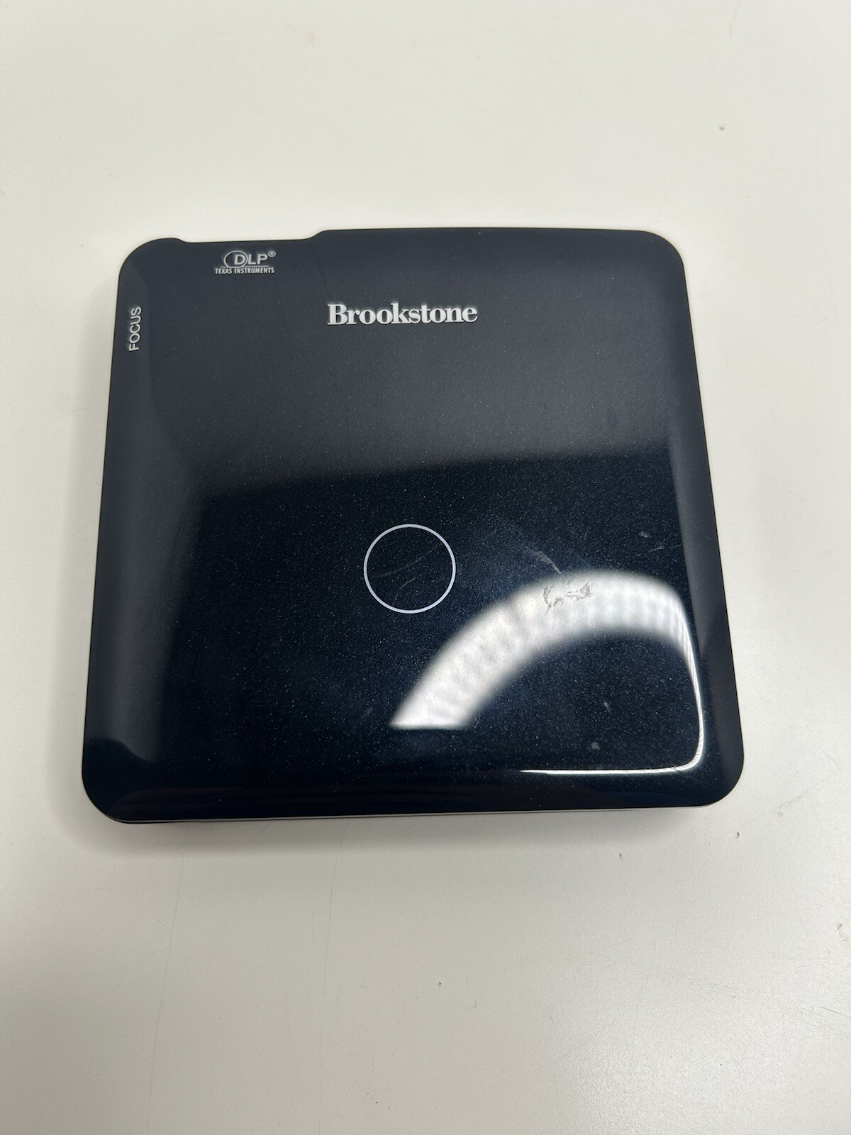 Brookstone Pocket Projector Mobile Movies Presentations Videos100 ...