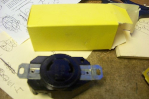 nos hubbell hbl2610 30 A; 125 VAC; Black; Brass; Bronze; Brass; Bronze ...